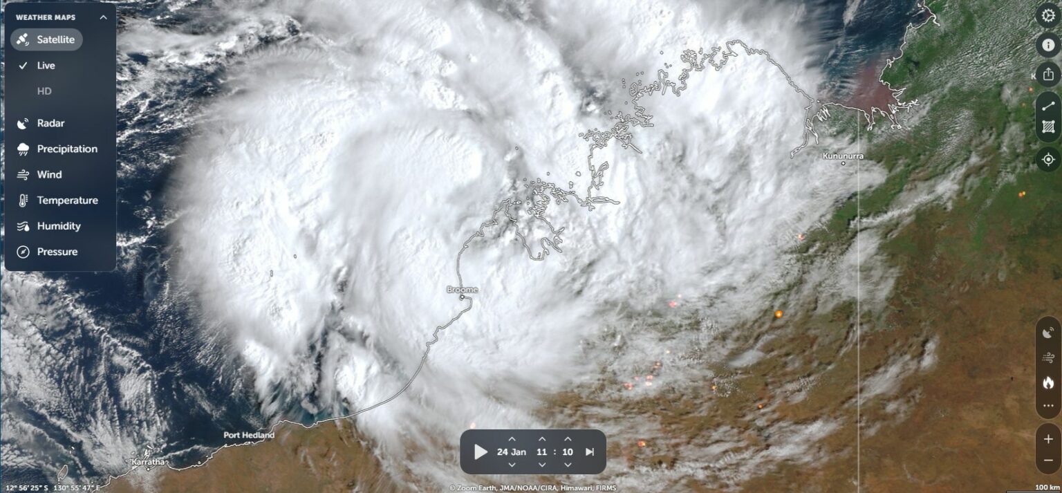 Tropical Cyclone Launa Crosses the Coast near Broome - Saturday and ...